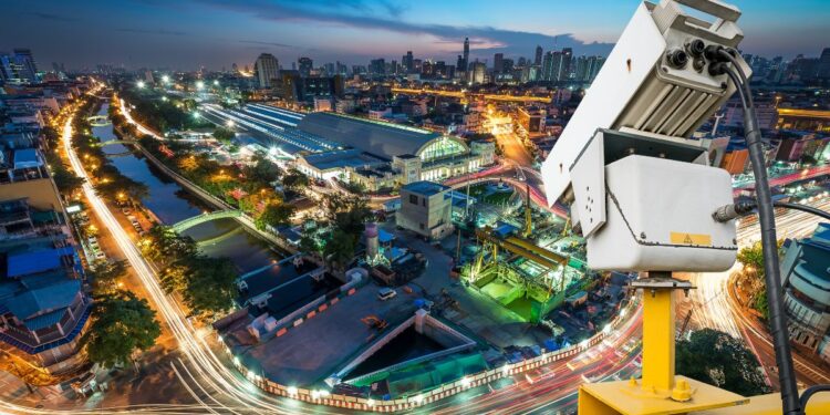 Laredo Bridge Cameras: A Photographer's Best Tool for Shots